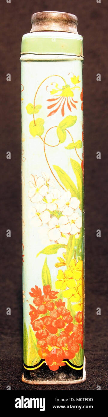 Talcum powder history hi-res stock photography and images - Alamy