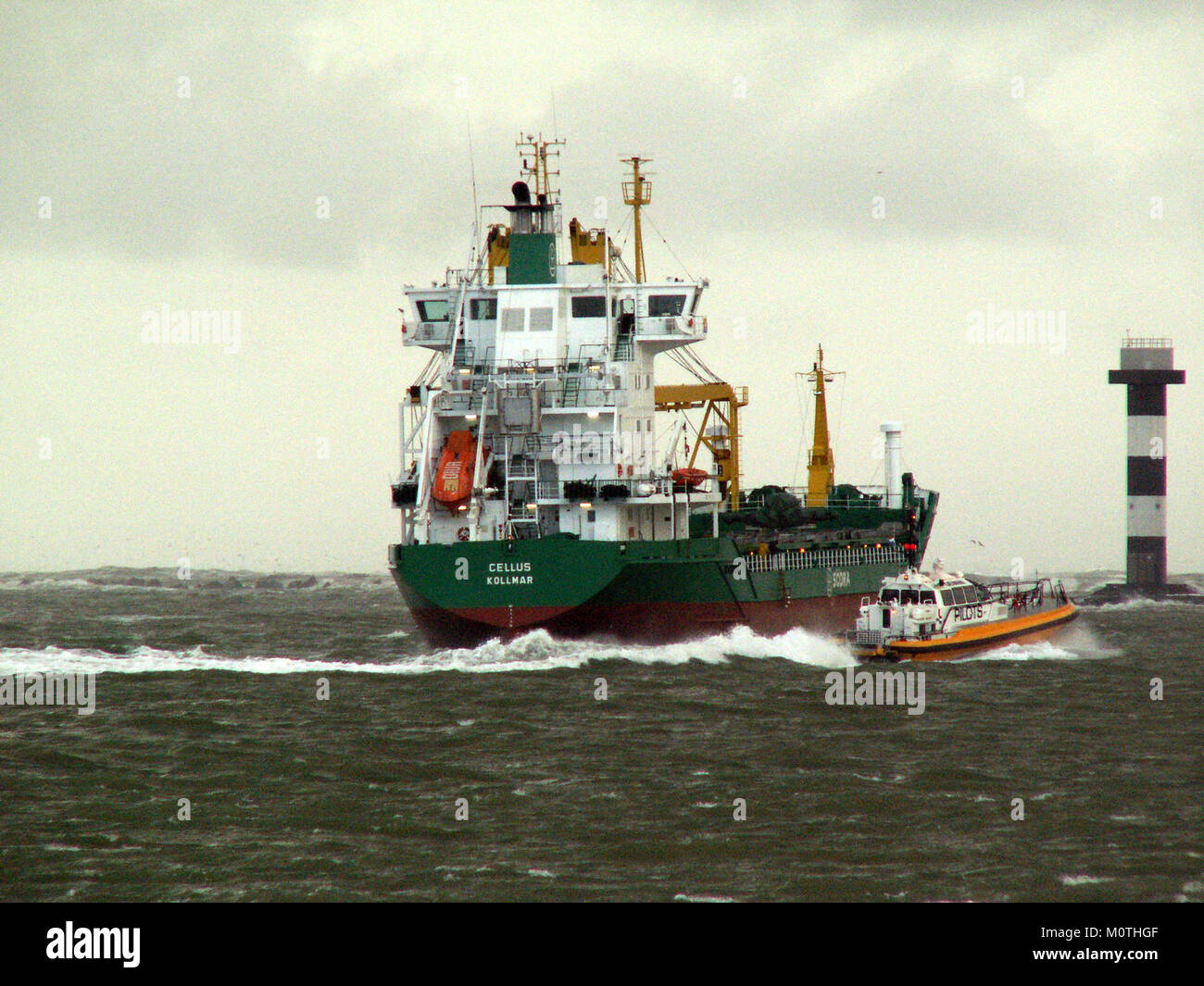 This image shows the vessel Cellus (IMO 9173317) as it approaches the ...