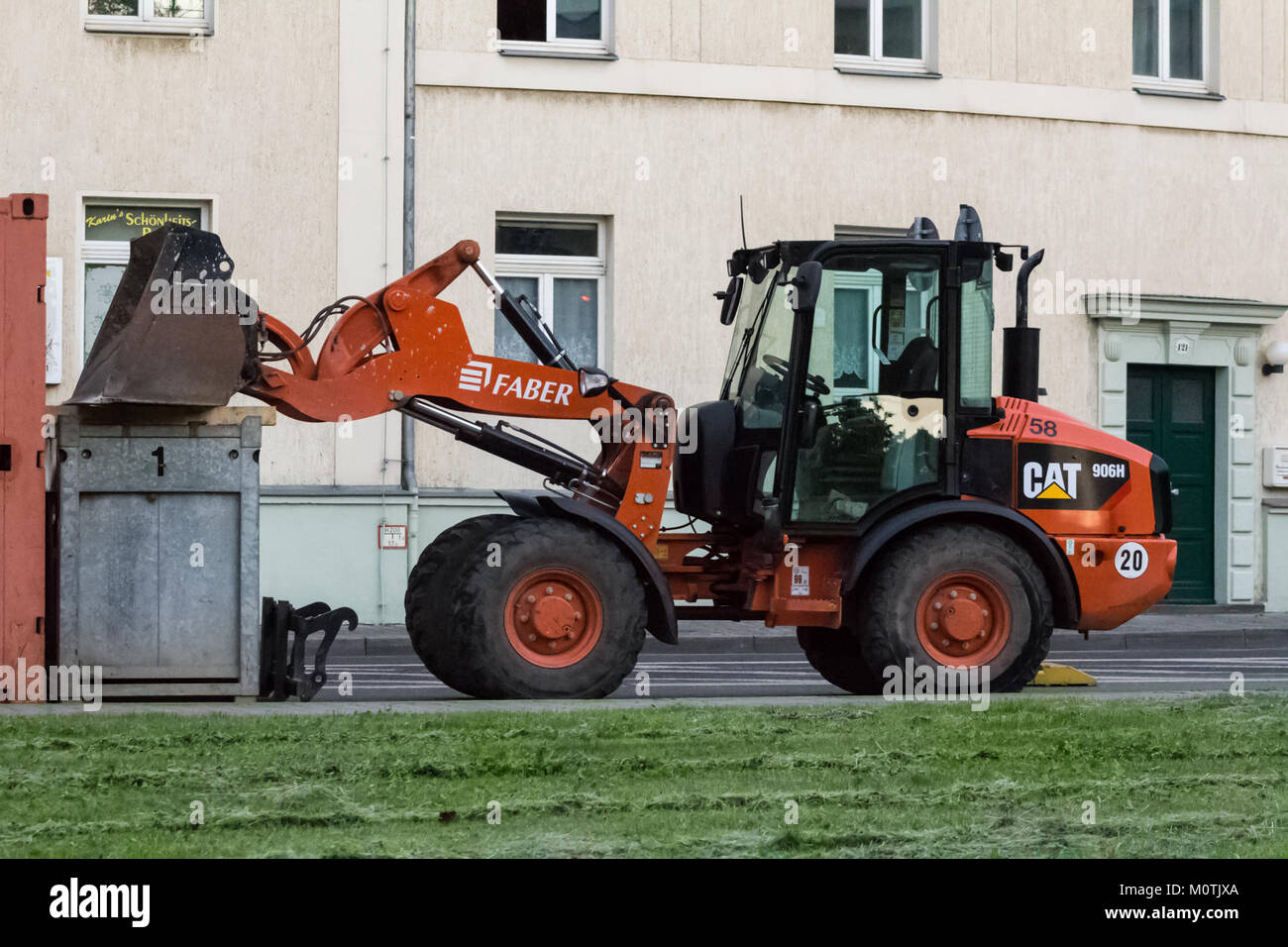 The Caterpillar 906H is a versatile compact wheel loader used in ...