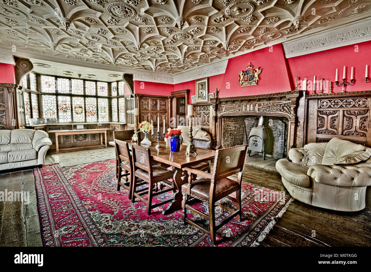 Castle lodge hi-res stock photography and images - Alamy
