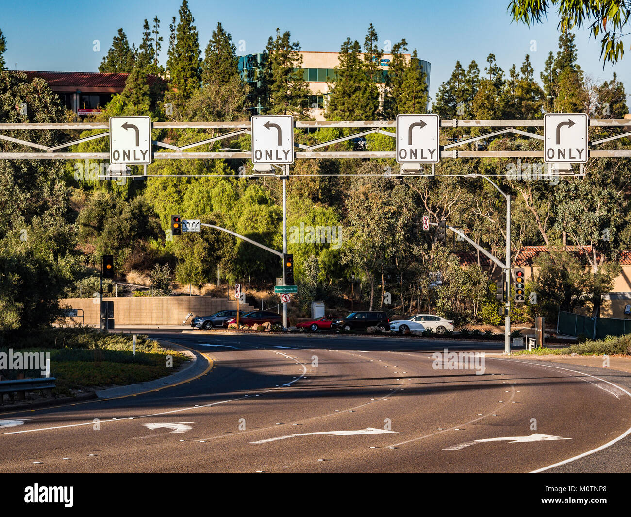 traffic freeway signs Stock Photo - Alamy