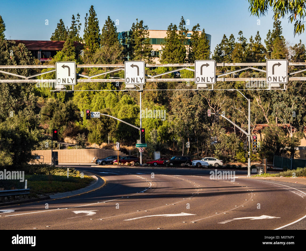 traffic freeway signs Stock Photo - Alamy