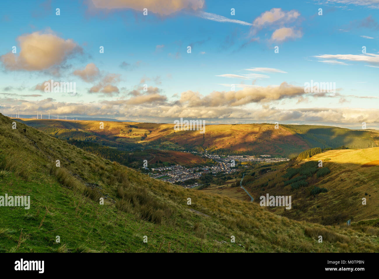 Rhondda landscape hi-res stock photography and images - Alamy