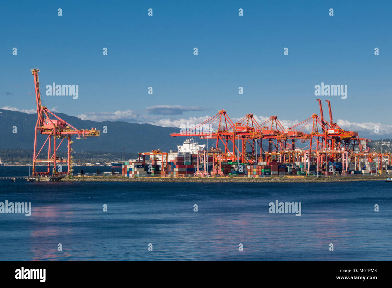 Cargo shipping port in Vancouver, BC Stock Photo - Alamy