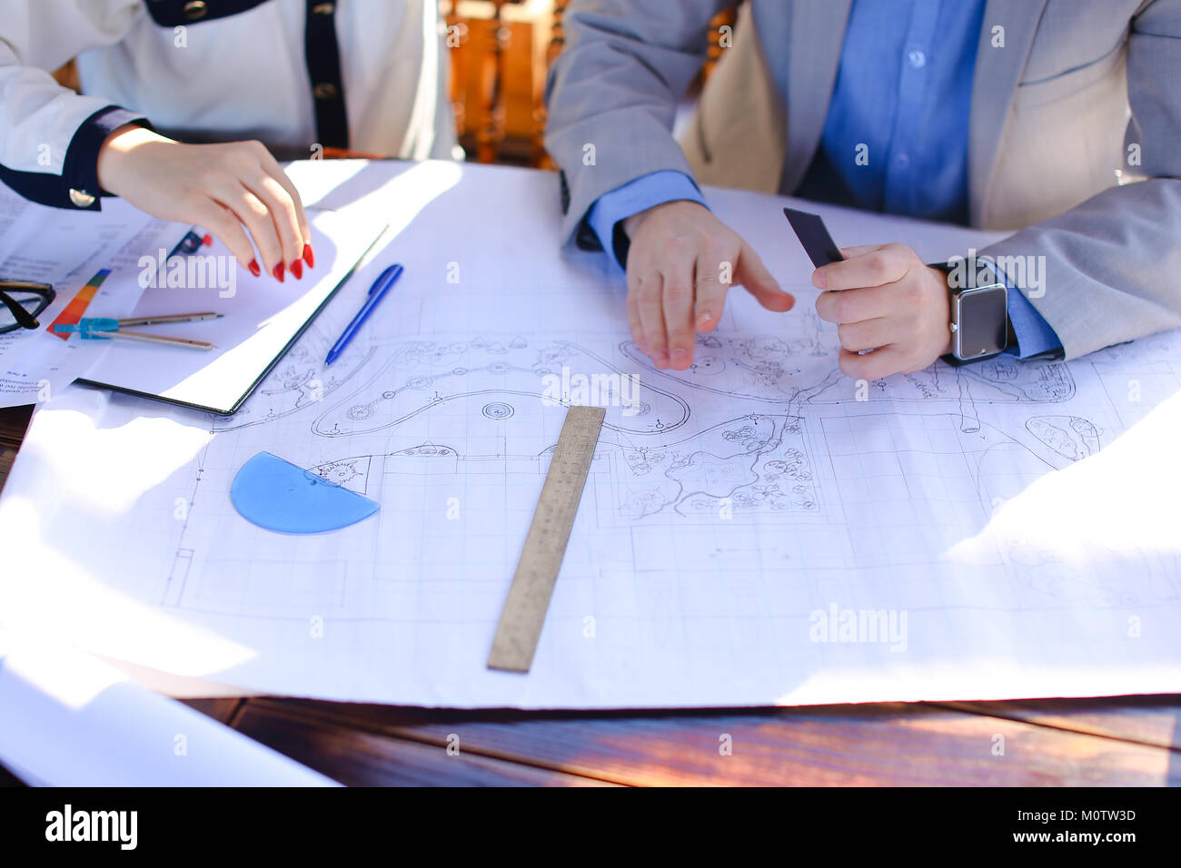 Female student talking with architecture professor art cafe Stock Photo ...