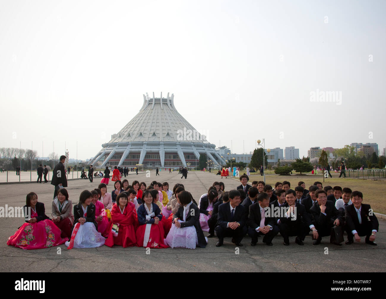 Students traditional korean hi-res stock photography and images - Alamy