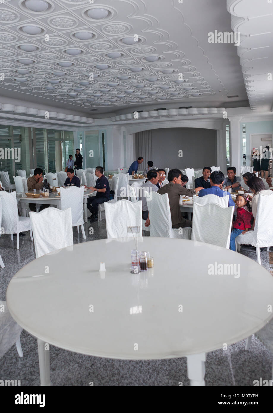 North Korean people in a luxury restaurant, Pyongan Province, Pyongyang ...