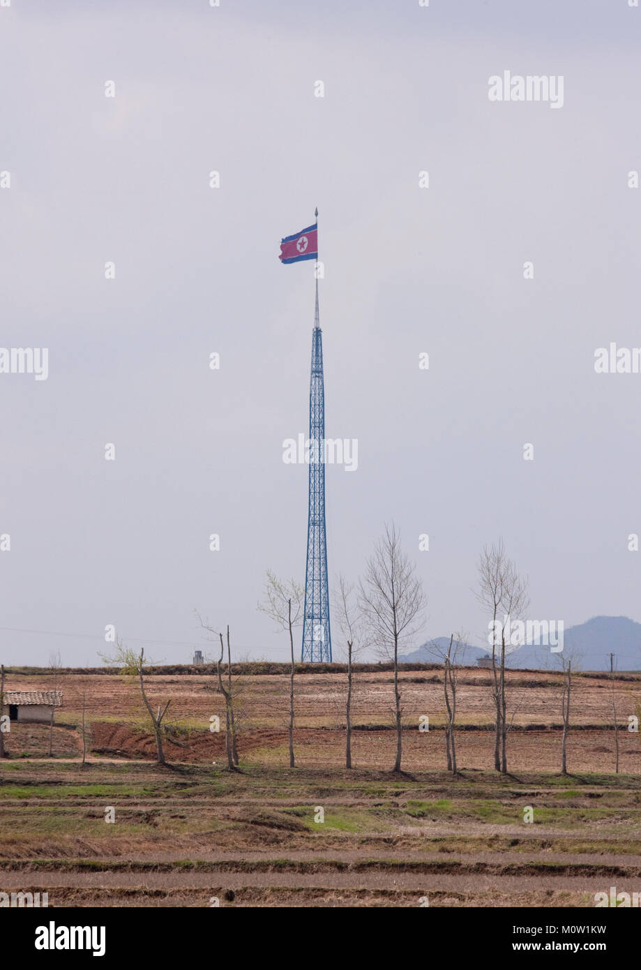 Giant North Korean flag in the Demilitarized Zone, North Hwanghae ...