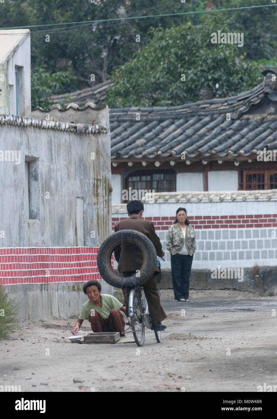 North Korean people in a street of the old quarter, North Hwanghae ...