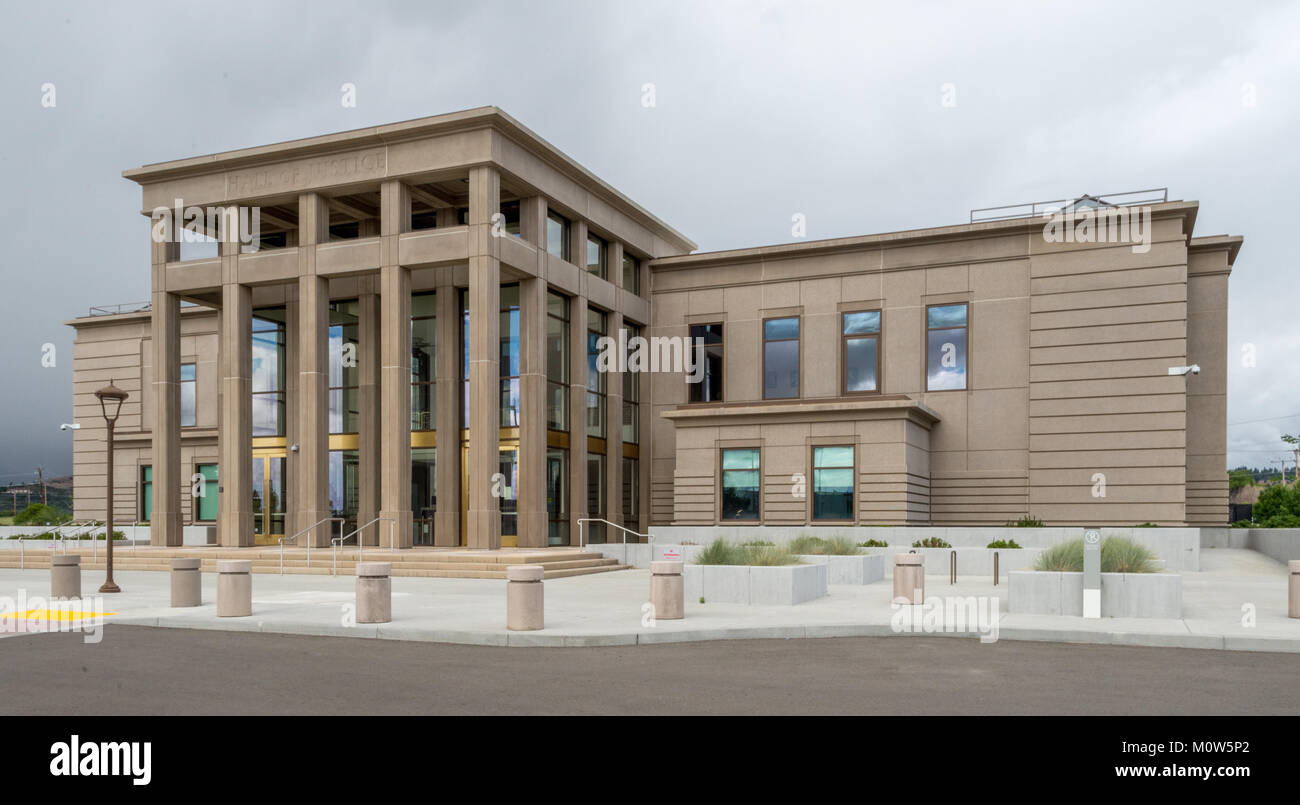 Lassen County Courthouse At Susanville California Stock Photo - Alamy