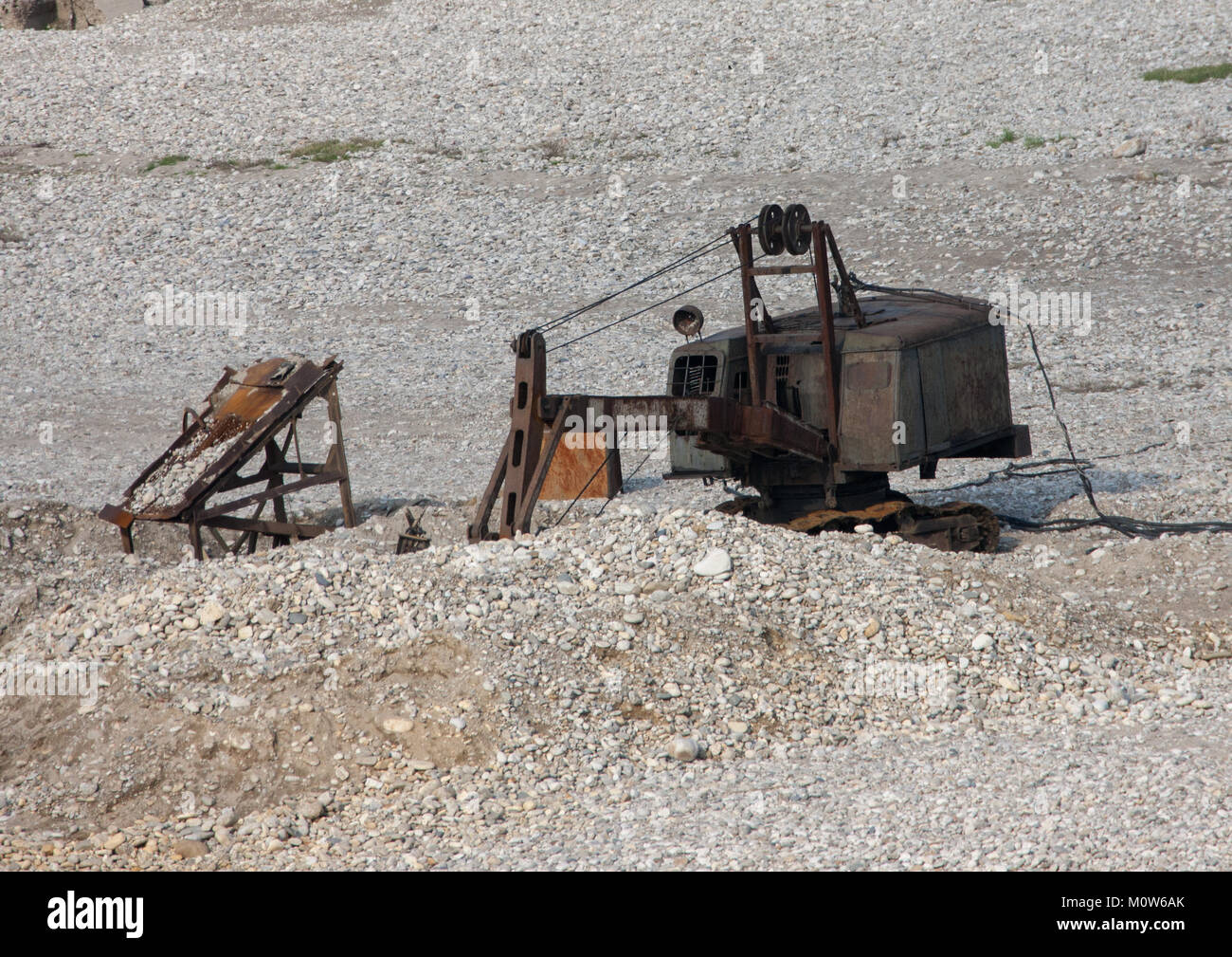 Digger in a river hi-res stock photography and images - Alamy