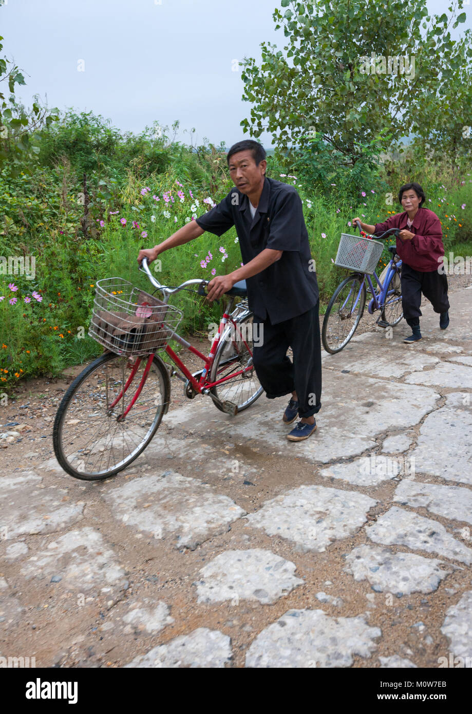 Daily life in the countryside, North Hwanghae Province, Kaesong, North ...
