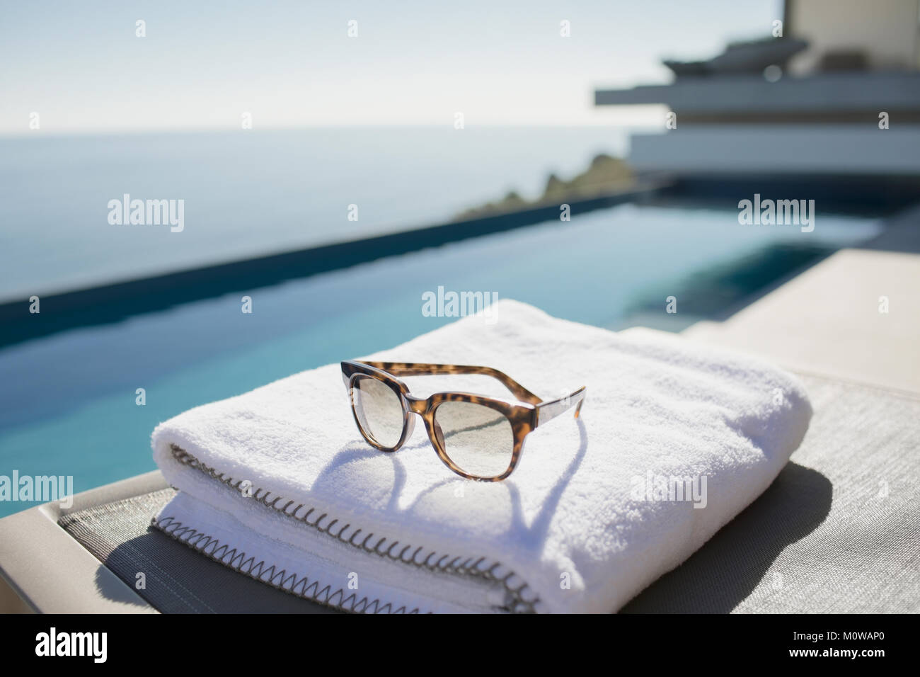 Folded towel hi-res stock photography and images - Alamy
