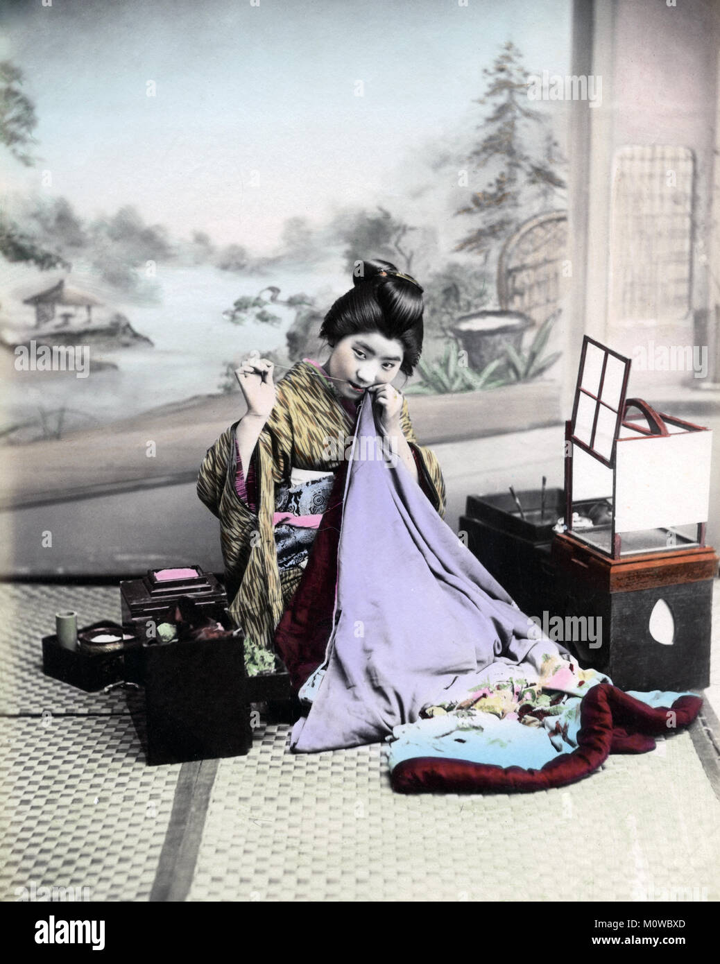 Japanese woman sewing hi-res stock photography and images - Alamy