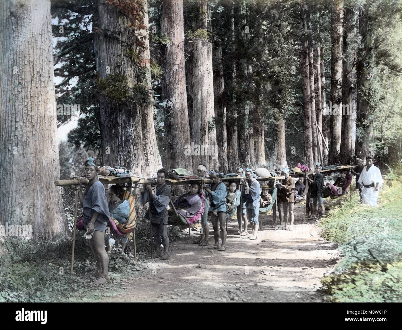 Sedan chair chairs hi-res stock photography and images - Alamy