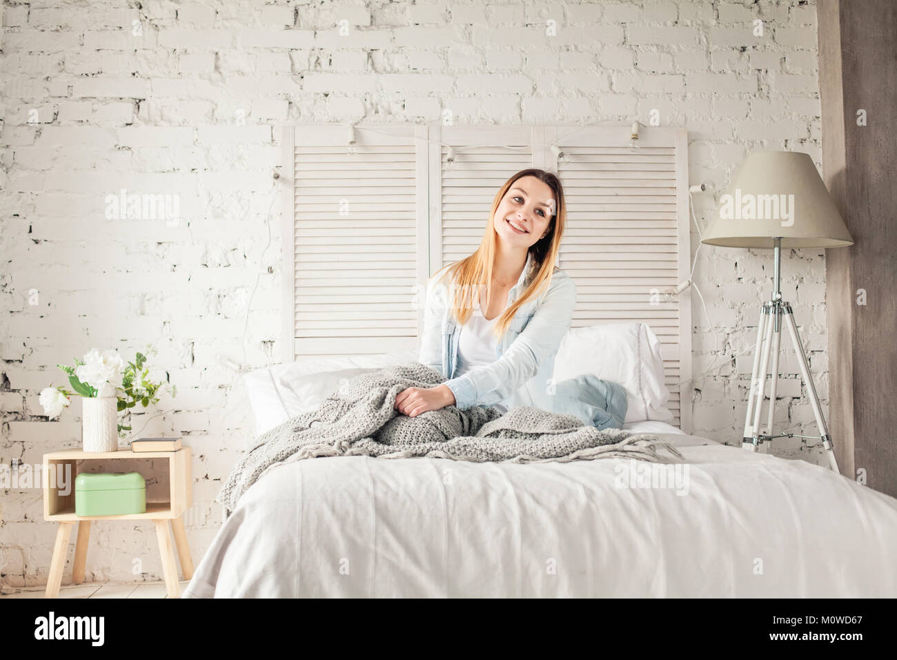 Cute model home hi-res stock photography and images - Alamy