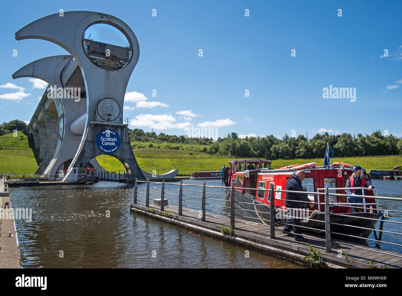The falkirk wheel scottish canals hi-res stock photography and images ...