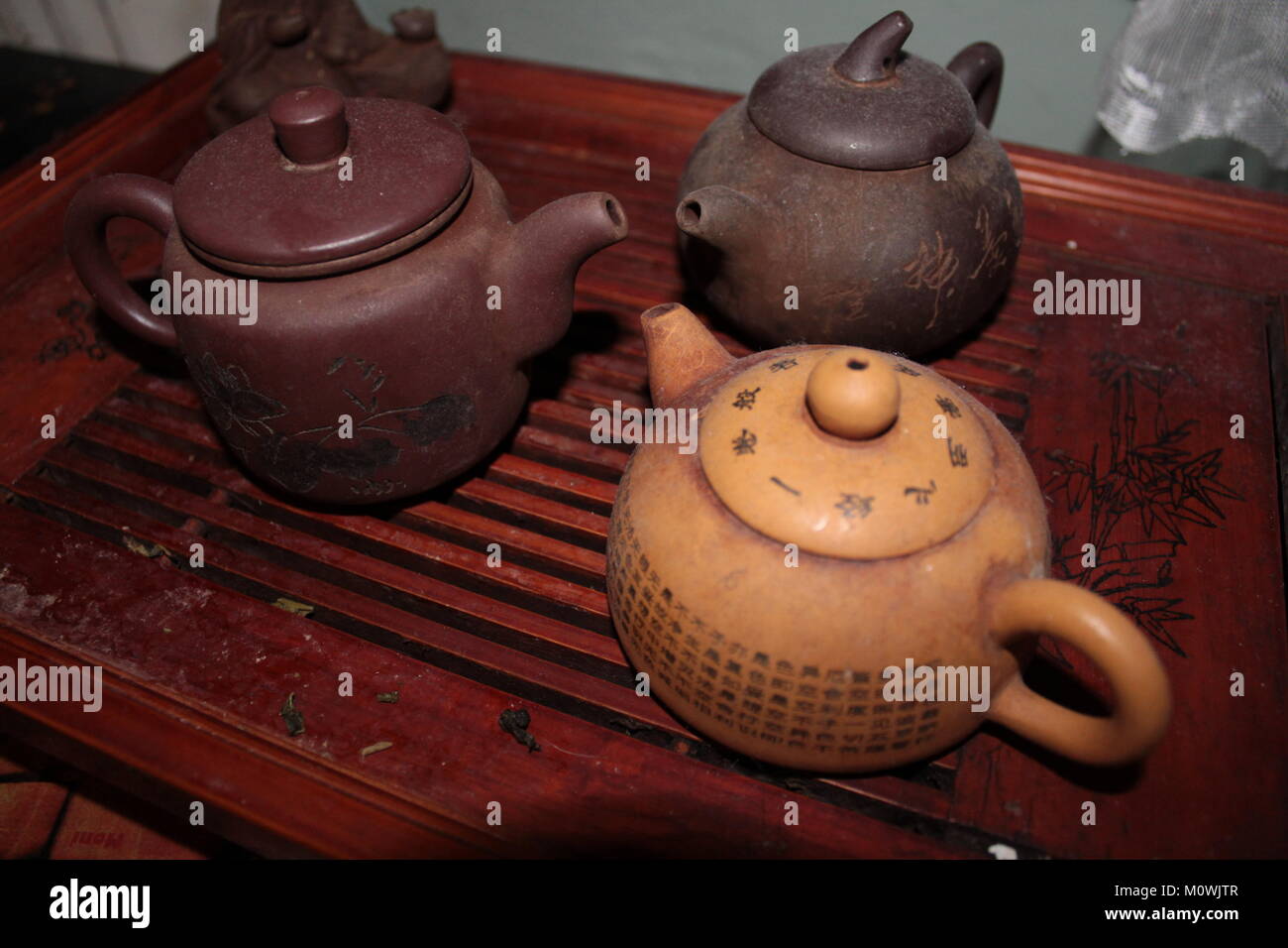 Gong fu hi-res stock photography and images - Alamy