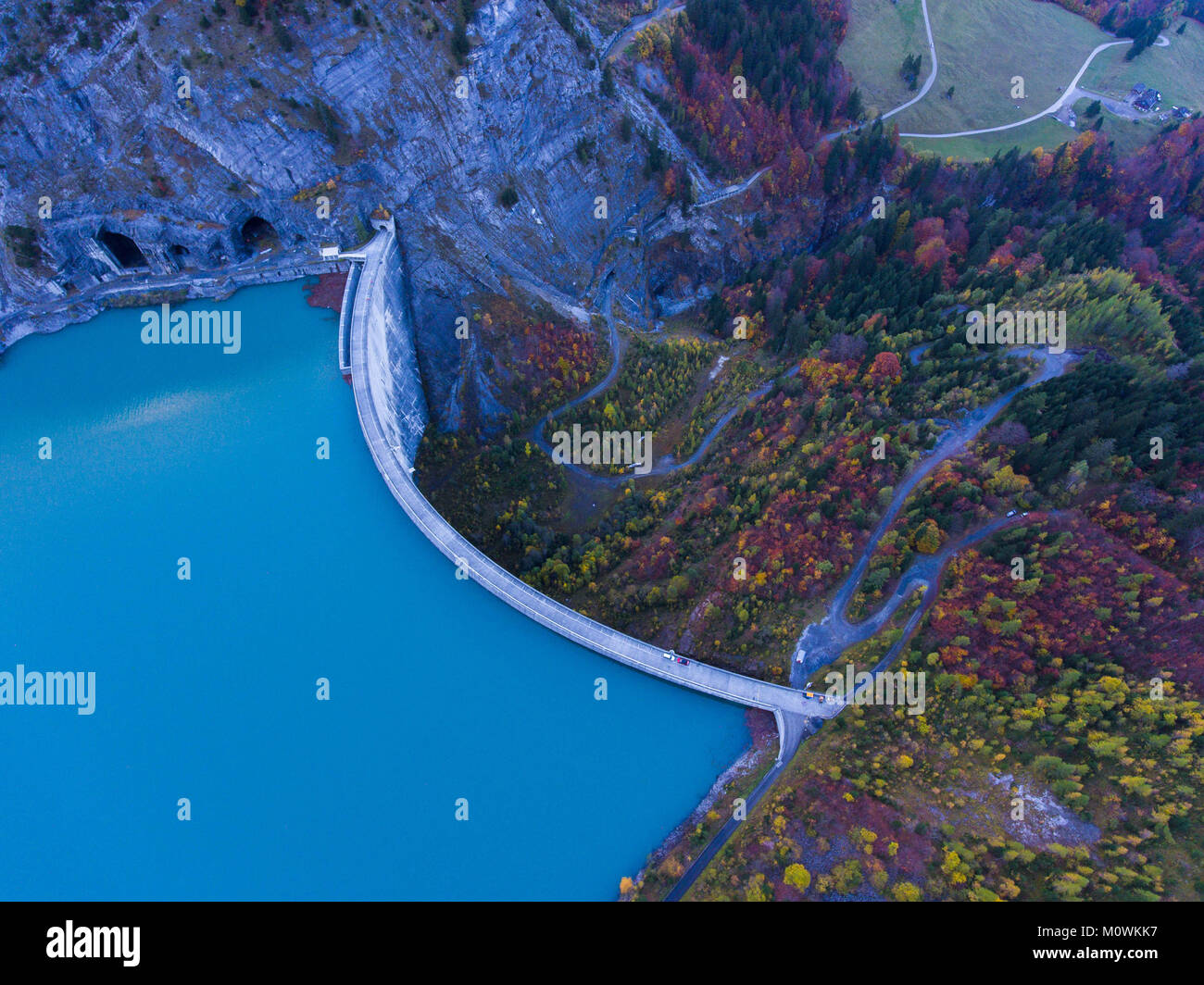 Blue reservoir hi-res stock photography and images - Alamy