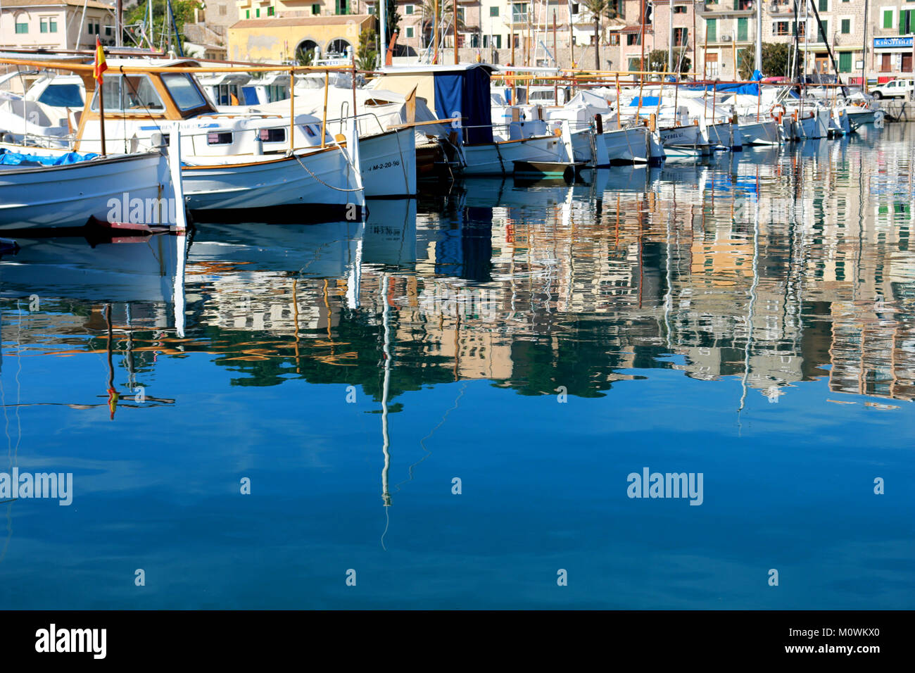 Mallorca port soller hi-res stock photography and images - Alamy