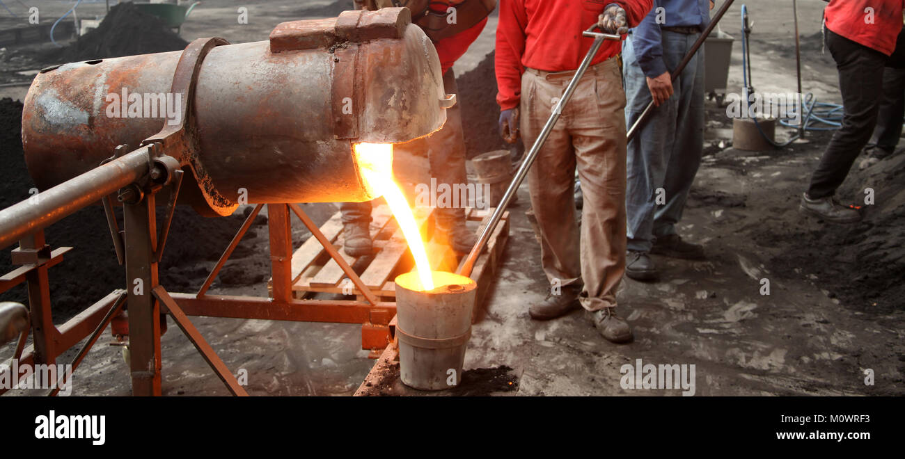Liquid Molten Steel Industry Stock Photo - Alamy