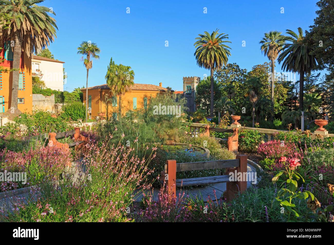 Menton fontana rosa garden hi-res stock photography and images - Alamy