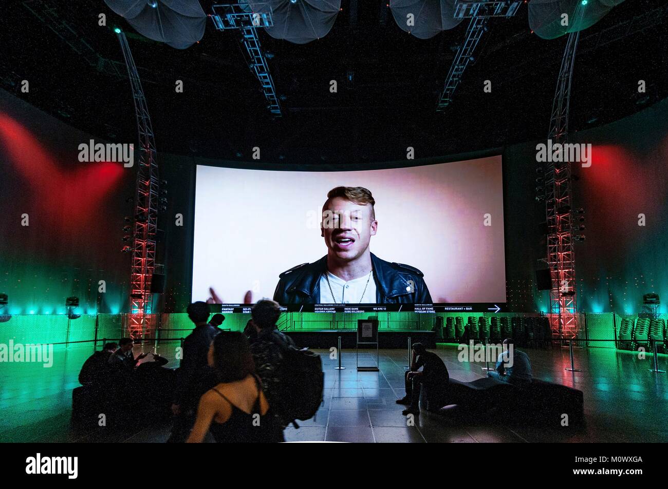 Mopop hi-res stock photography and images - Alamy