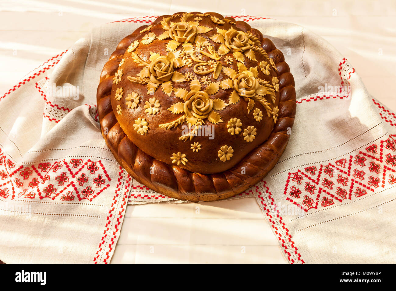 Russian wedding bread hi-res stock photography and images - Alamy