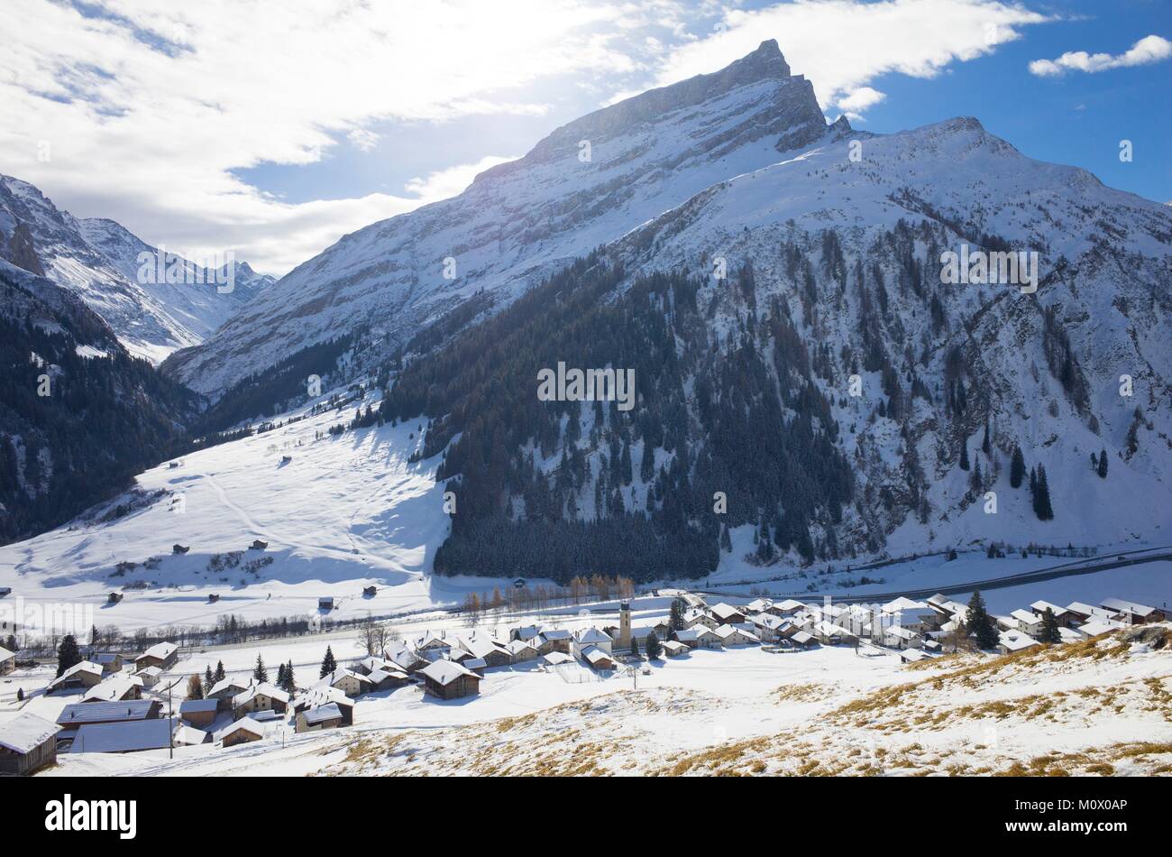Switzerland,Graubunden,Splugen,ski touring at the sources of Rhine ...