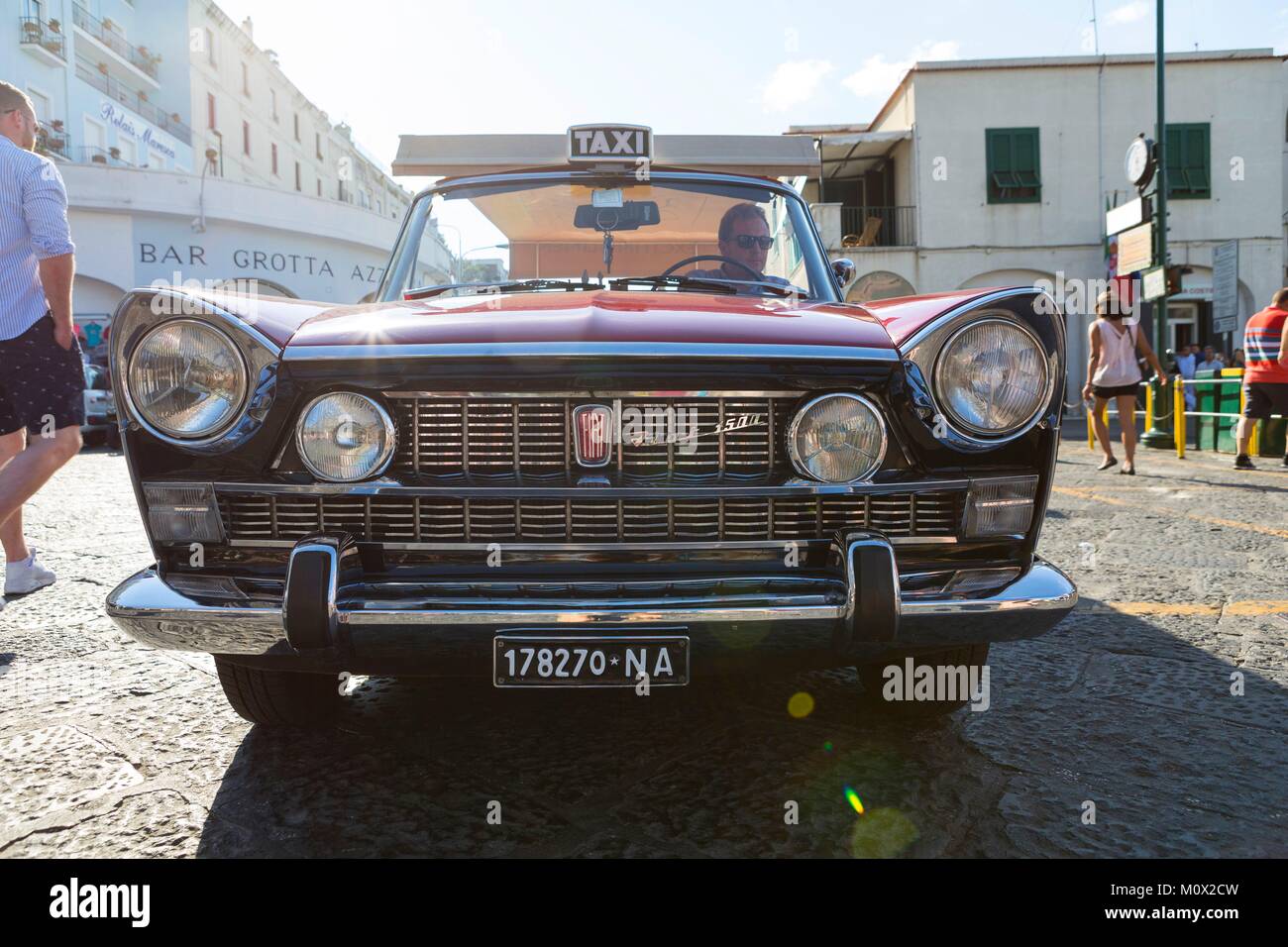 Capri taxi hi-res stock photography and images - Alamy