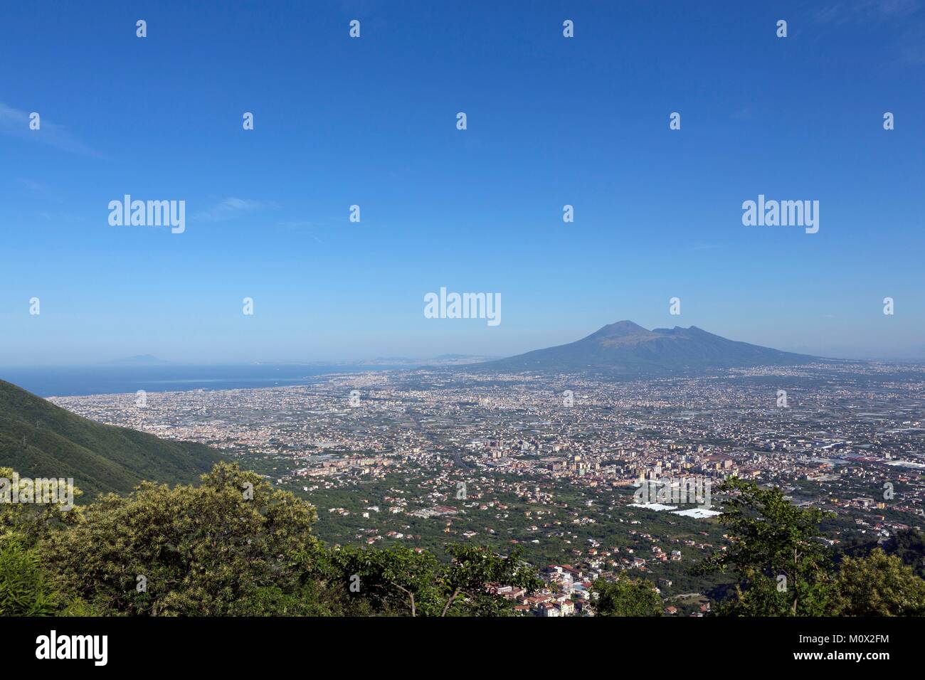 Italy,Campania,bay of Naples,Pompei,Scafati and the Vesuvio Stock Photo ...