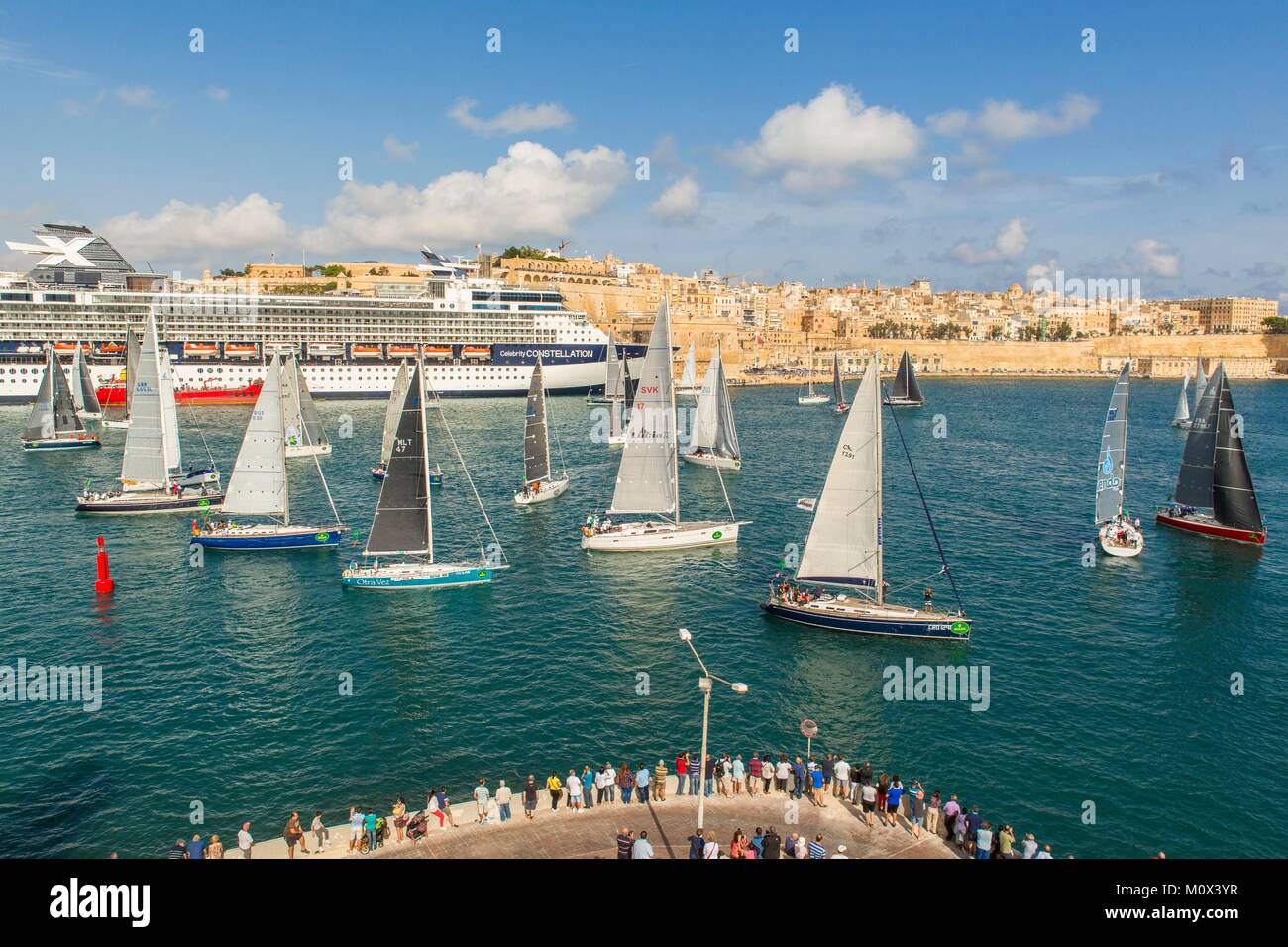 Sailing ship valletta malta hi-res stock photography and images - Alamy