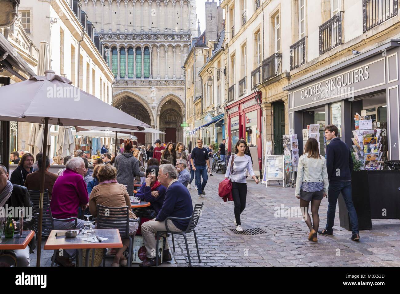 Dijon street scene hi-res stock photography and images - Alamy