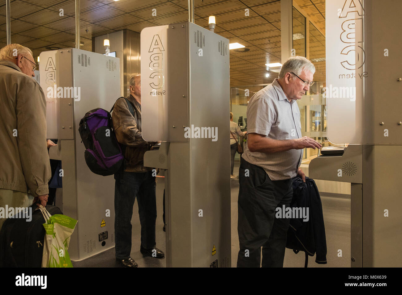 Passport control airport hi-res stock photography and images - Alamy