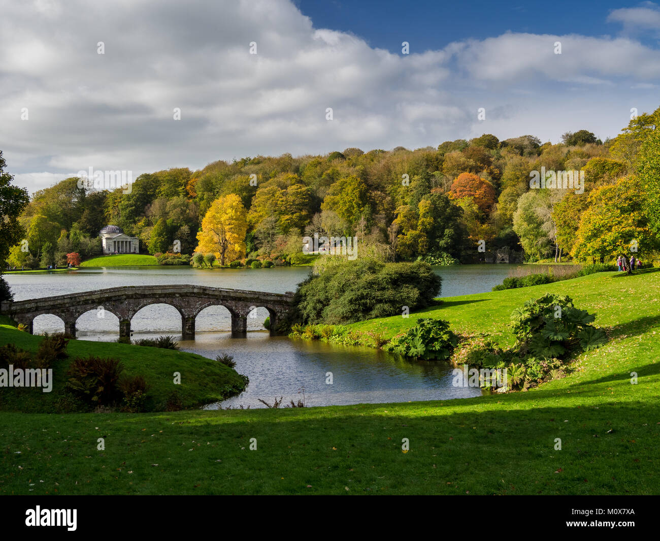 National trust stourhead wiltshire hi-res stock photography and images ...