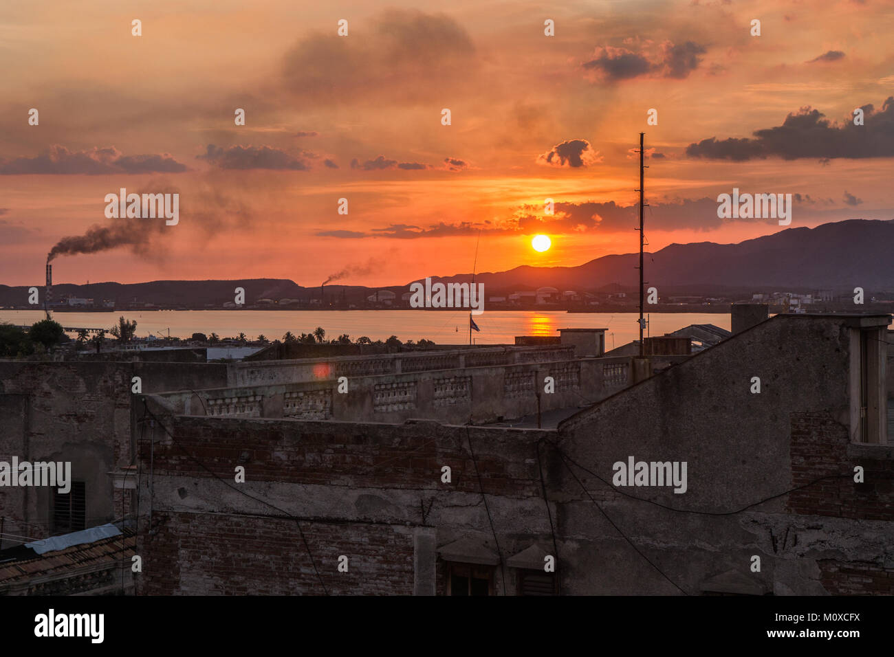 Cuban sunset hi-res stock photography and images - Alamy