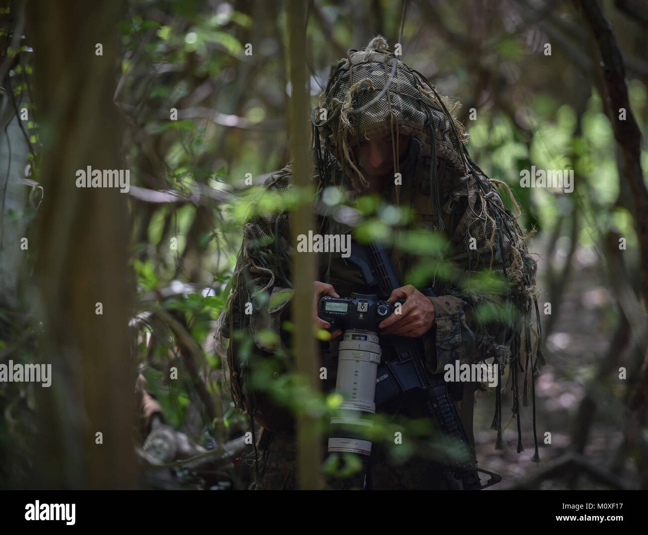 Sgt. Zachary Malik, a student with Marine's Reconnaissance Team Leader ...