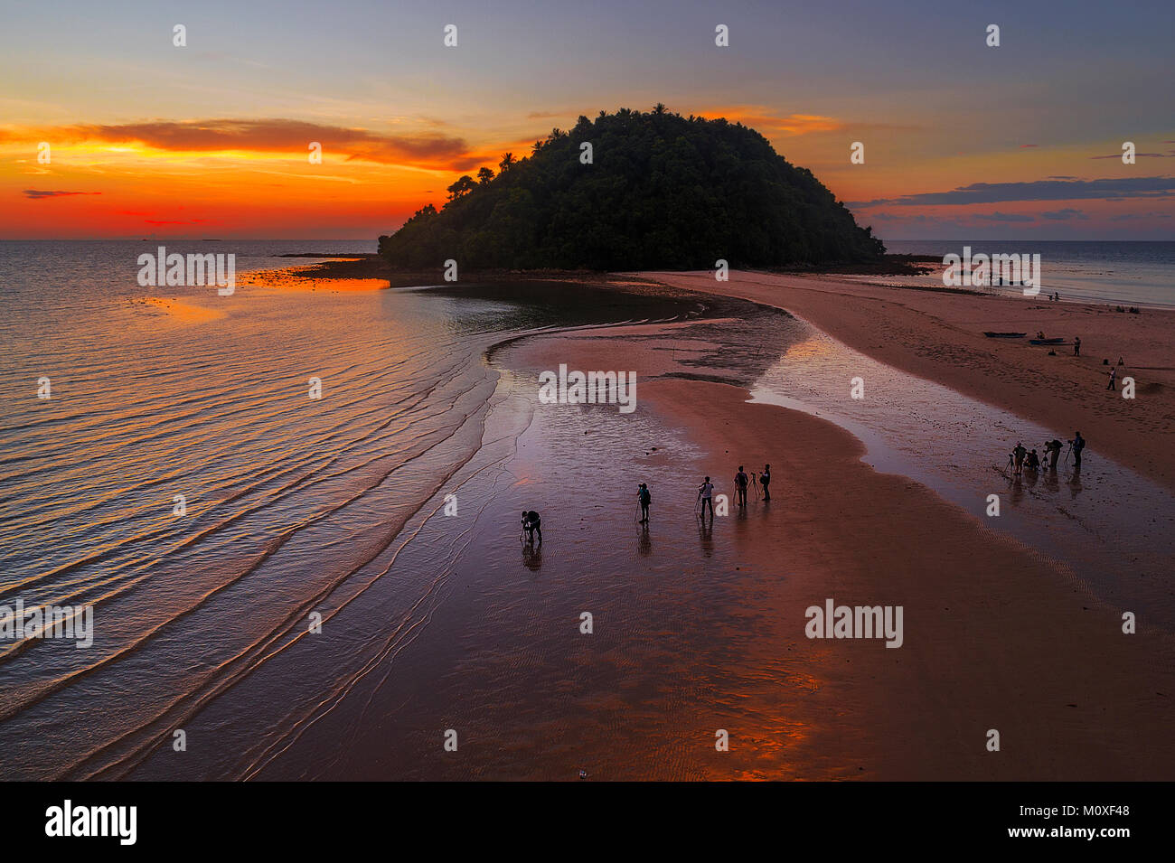 Pantai beach beautiful sunset, Kudat, Malaysia Stock Photo - Alamy