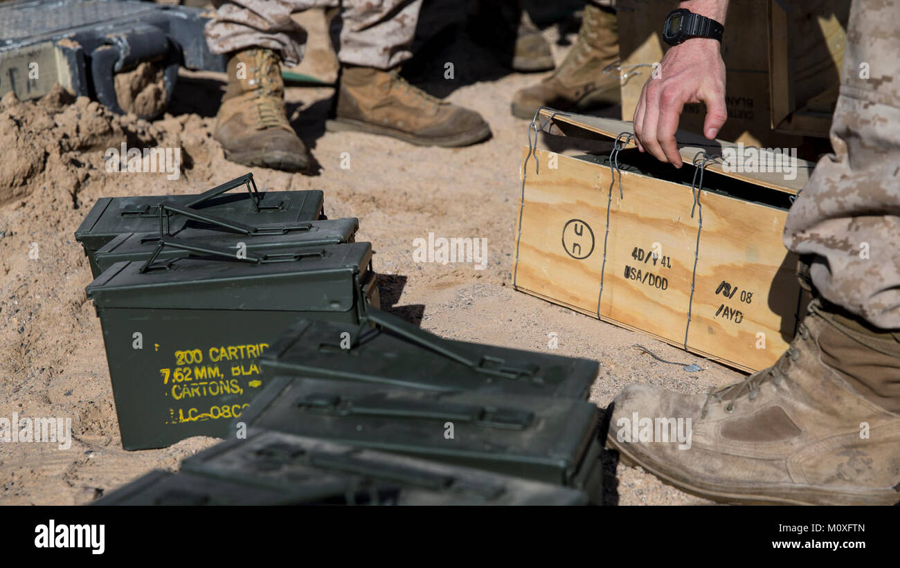 2d low altitude air defence hi-res stock photography and images - Alamy