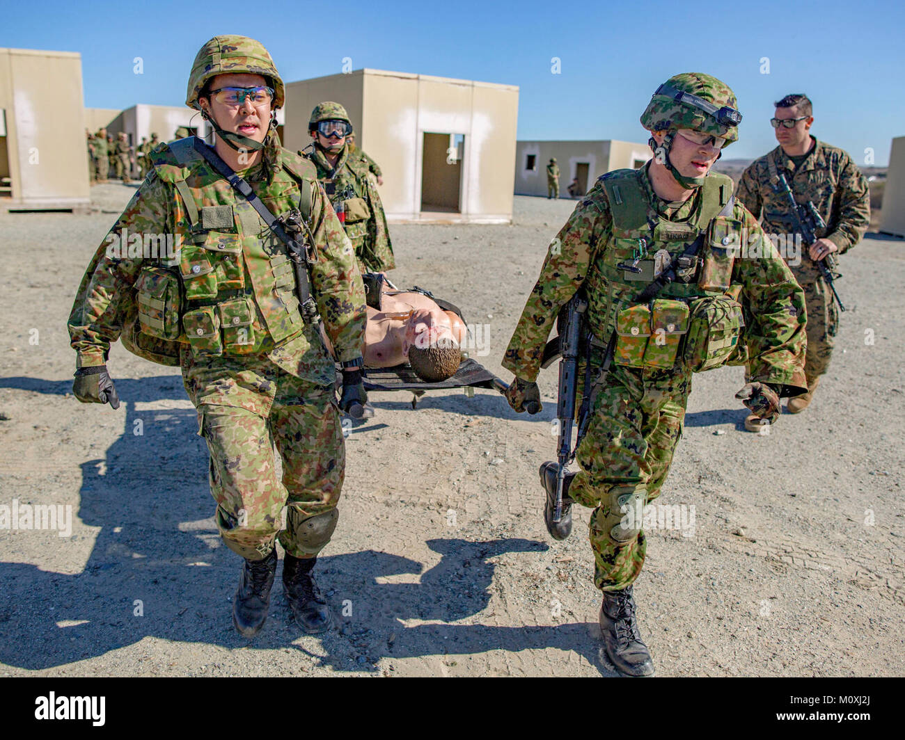 Pick up with armed soldiers hi-res stock photography and images - Alamy
