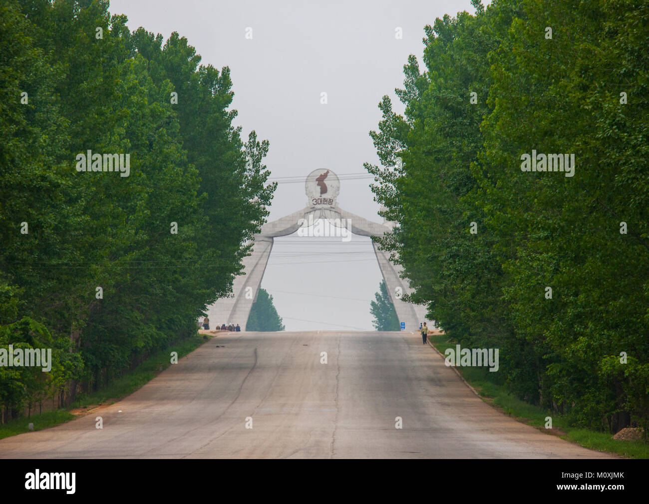 Arch of reunification monument, Pyongan Province, Pyongyang, North ...