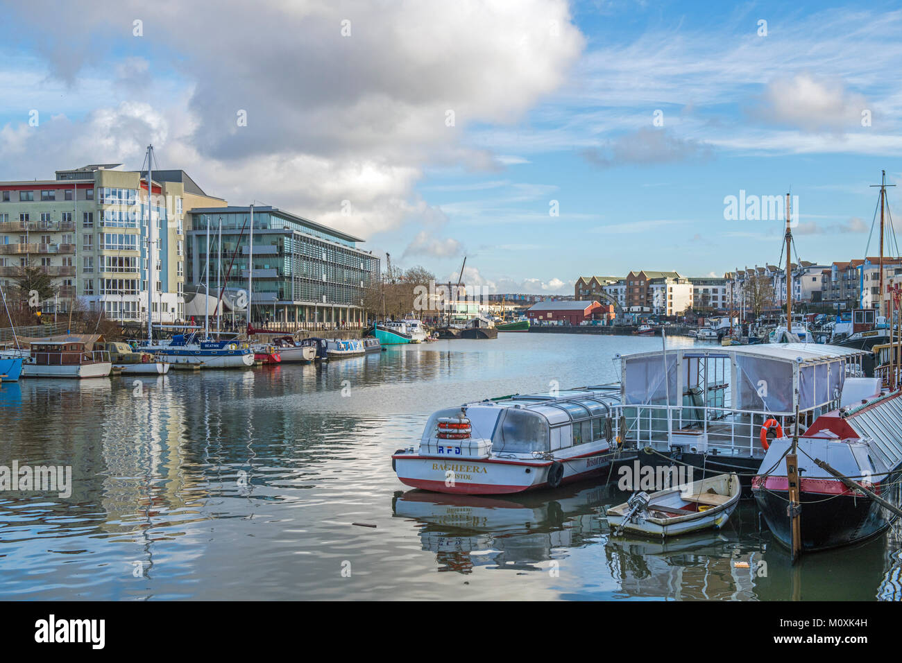 Bristol Floating Harbour with apartments, offices and boats, Bristol ...