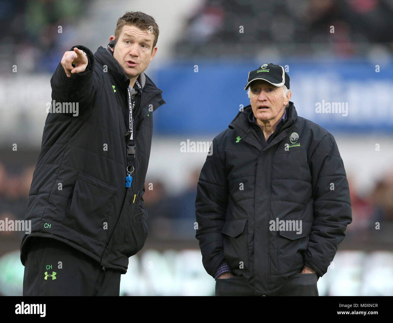 Worcester Warriors head coach Carl Hogg (left) with director of rugby ...