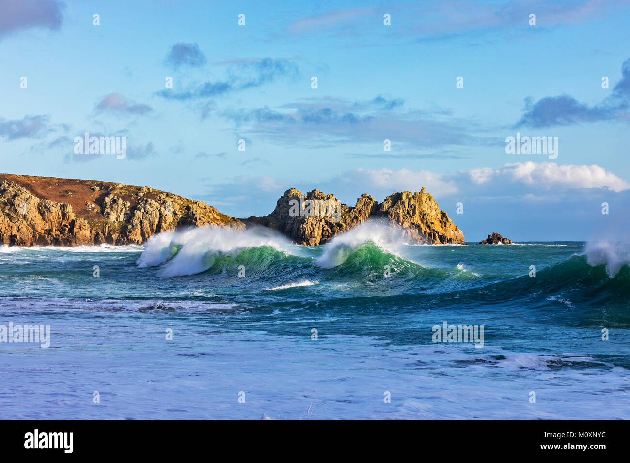 White pyramid cornwall hi-res stock photography and images - Alamy