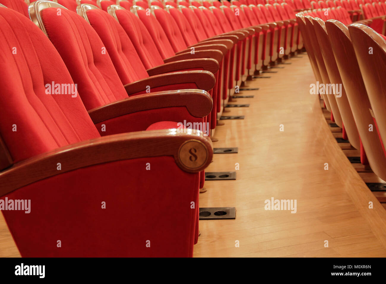 Red curtain background stage and chairs hi-res stock photography and ...