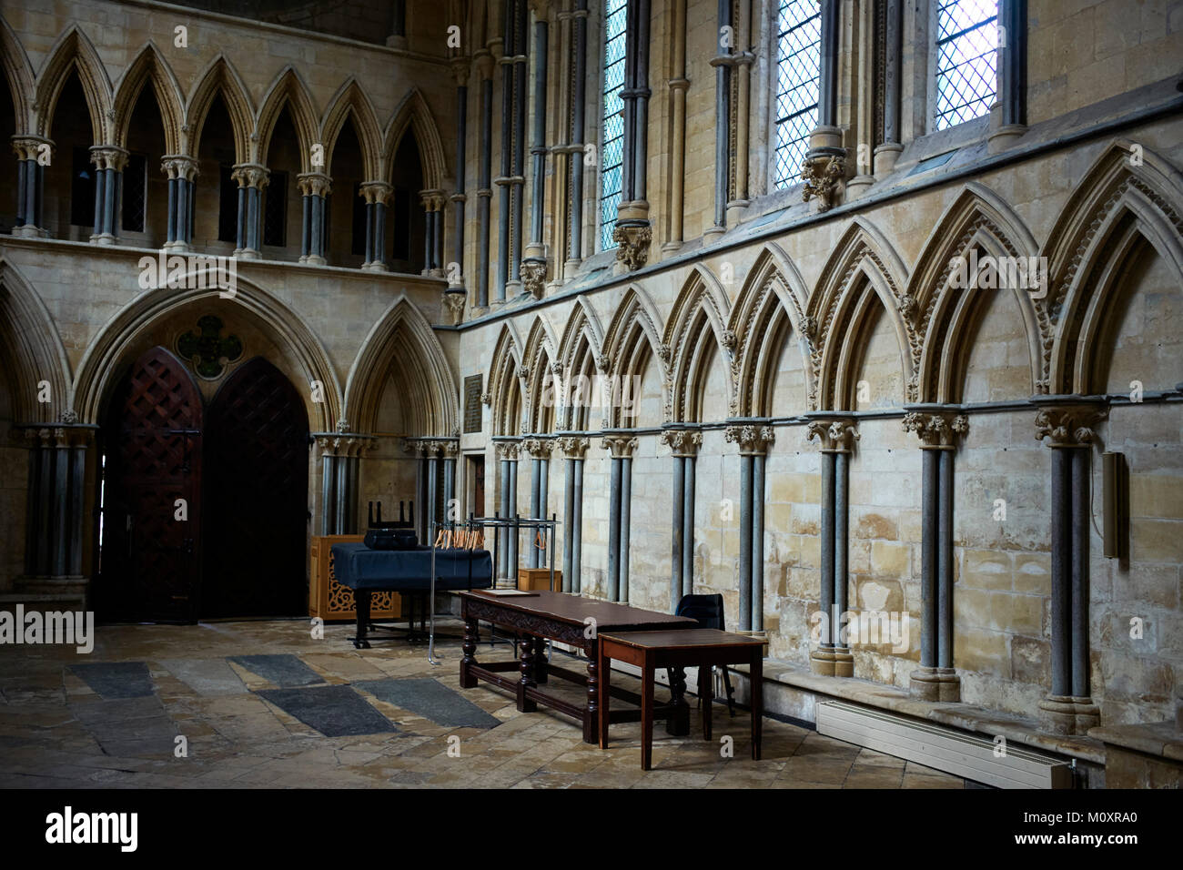 Lincoln cathedral chapter house hi-res stock photography and images - Alamy