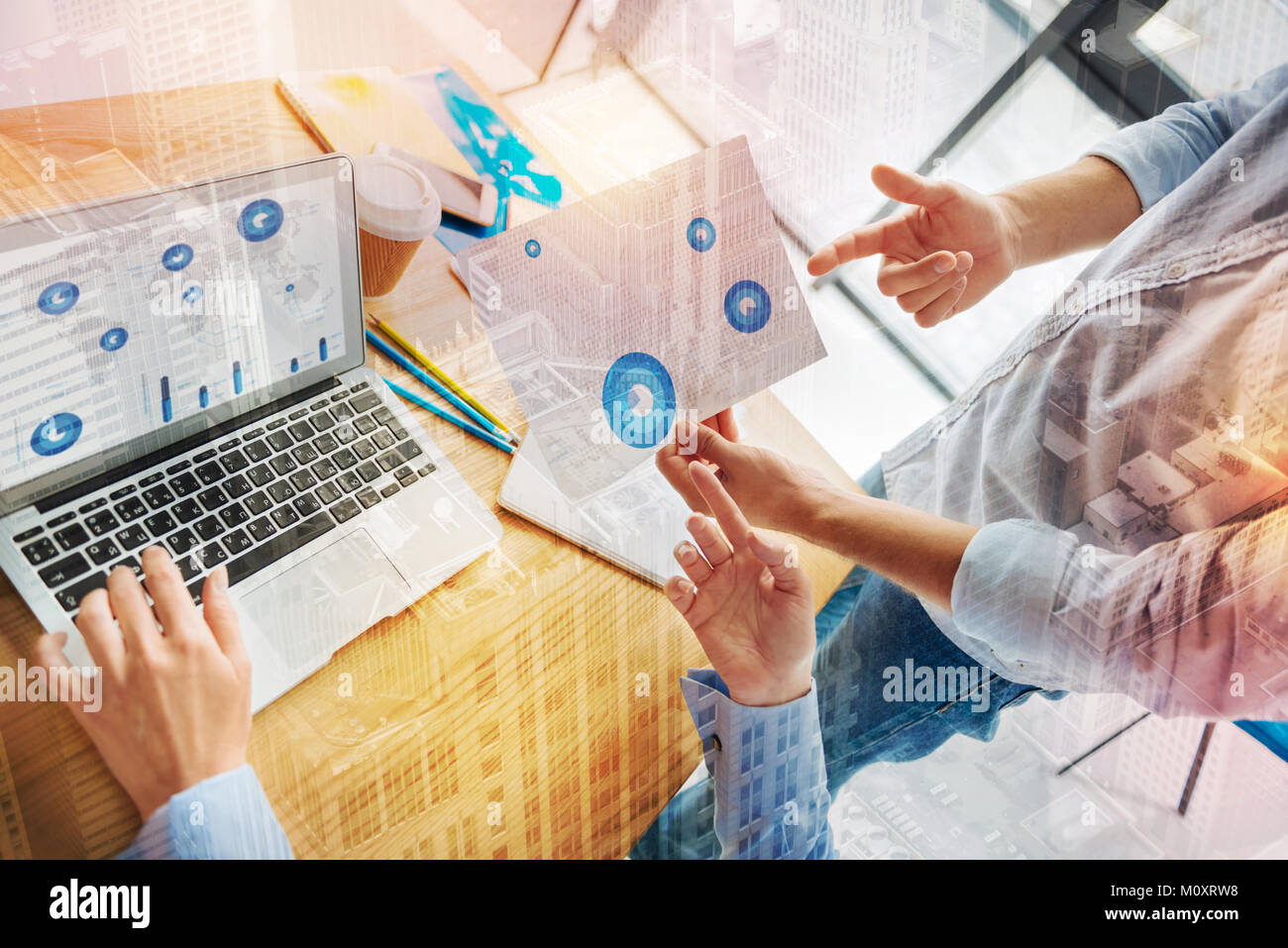 Graphic business hi-res stock photography and images - Alamy