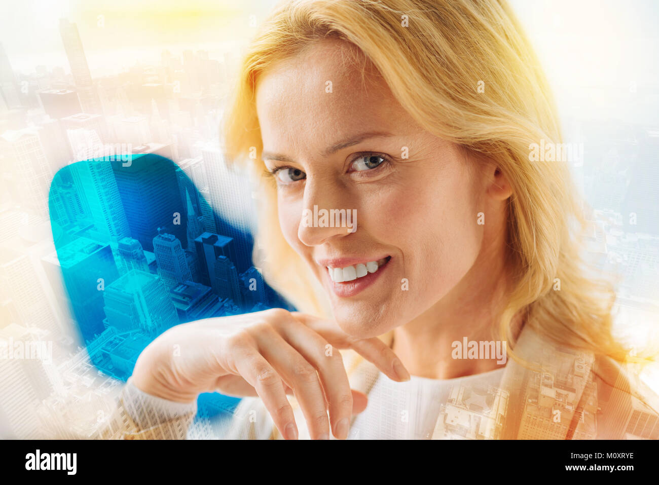 Propping up the head hi-res stock photography and images - Alamy