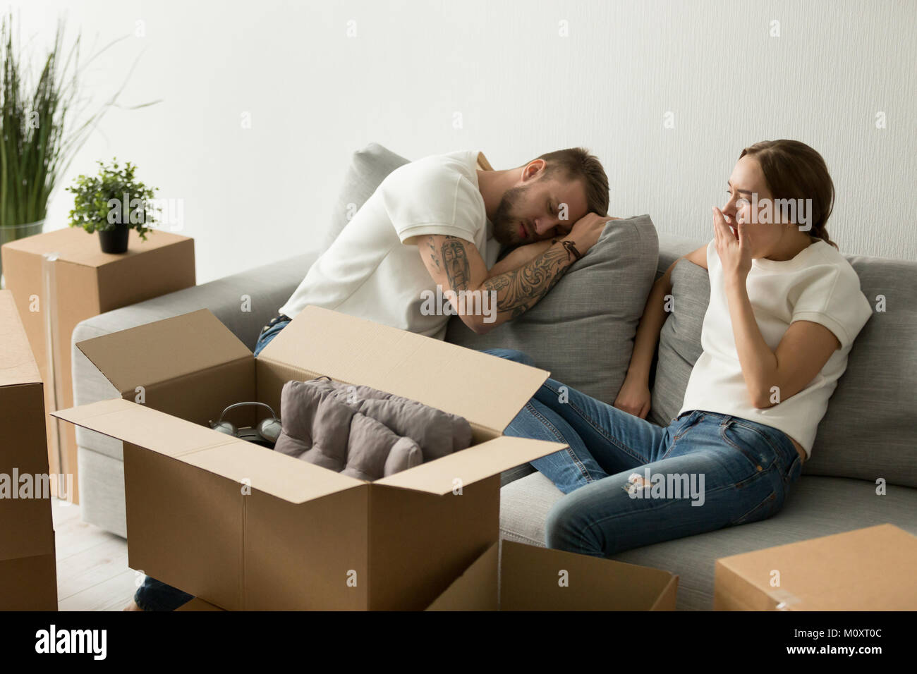 Packing boxes hi-res stock photography and images - Alamy