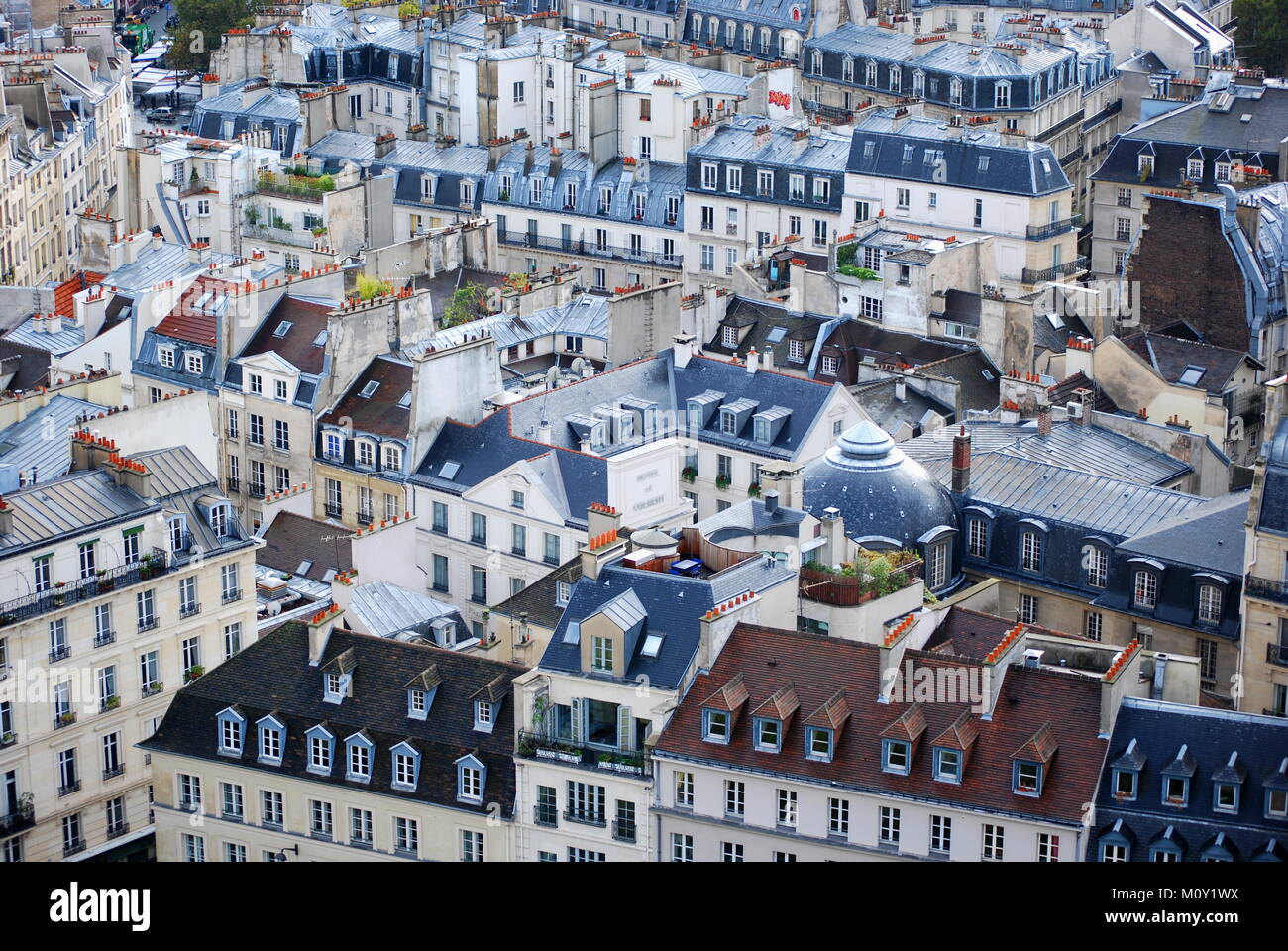 Typical Paris roof tops across the Paris skyline Stock Photo - Alamy